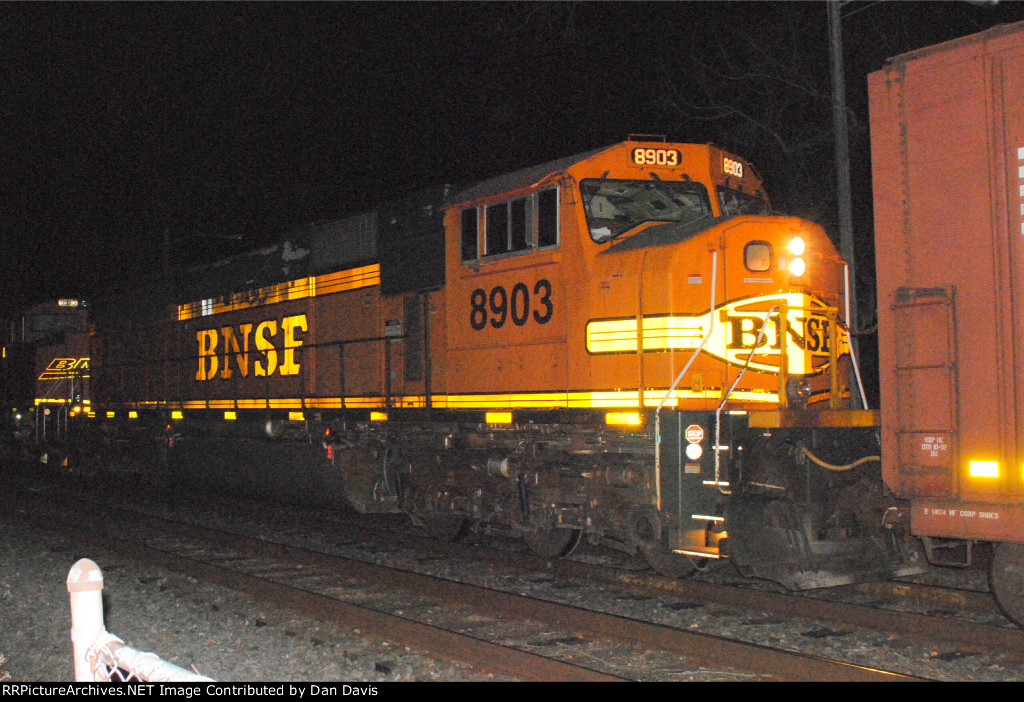 BNSF 8903 39G